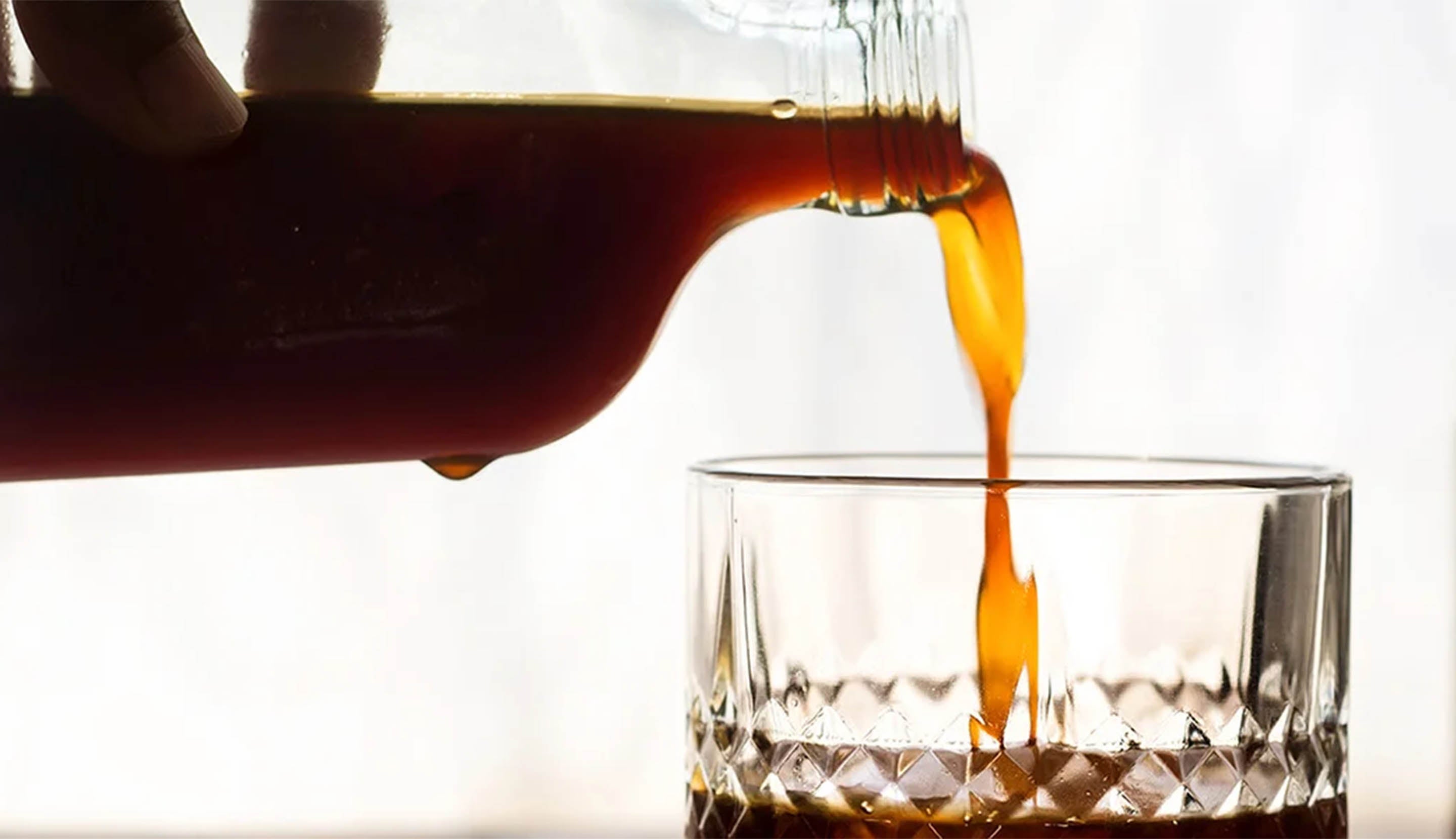 Apa Itu Cold Brew dan Bedanya dengan Kopi Hitam